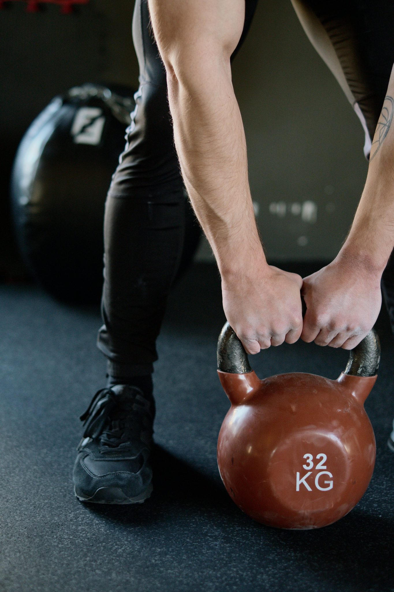 Kettlebell Exercises for the Back: Strengthen Your Spine with These ...